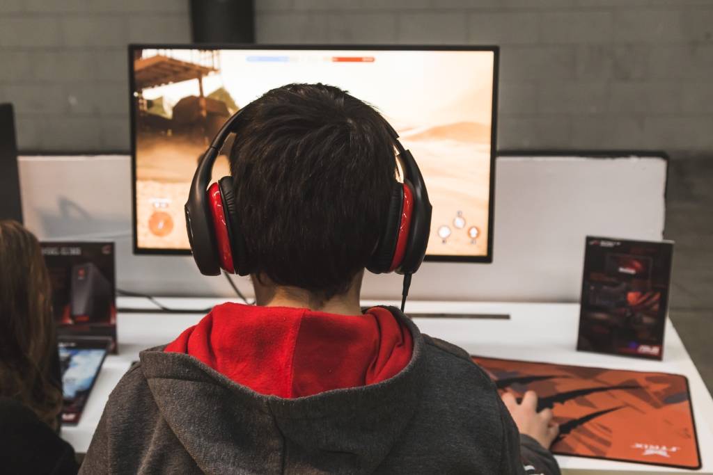 Using technology to encourage exercise - PE Blog